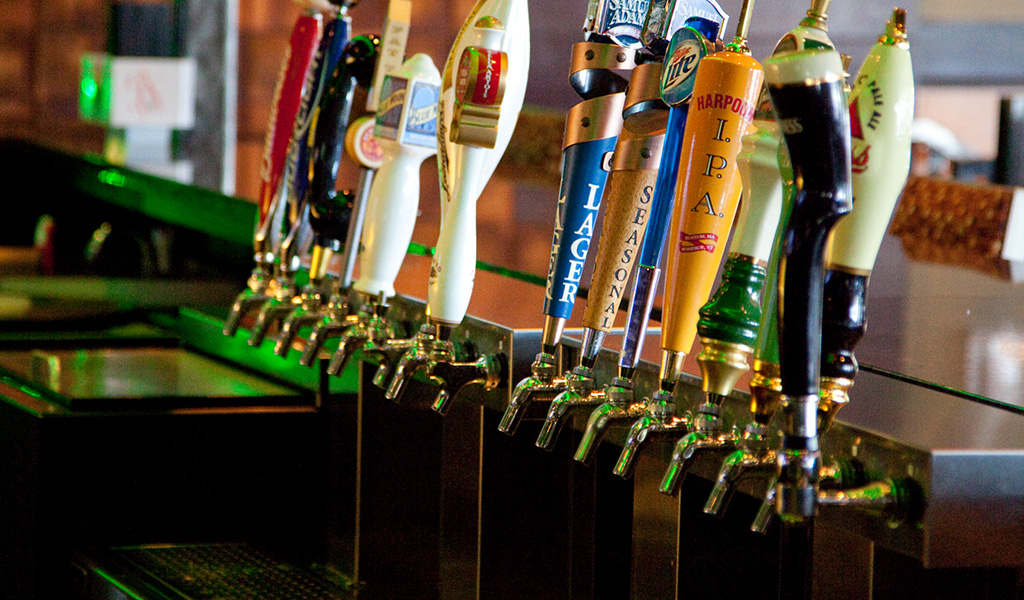 Elgin, IL Cocktail Menu - Bennigan's Irish Pub & Restaurant